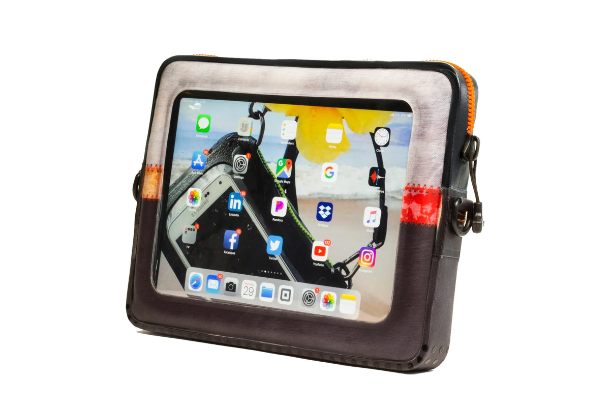 ugo® Tablet Waterproof Bag - Signature Collection - ugo wear